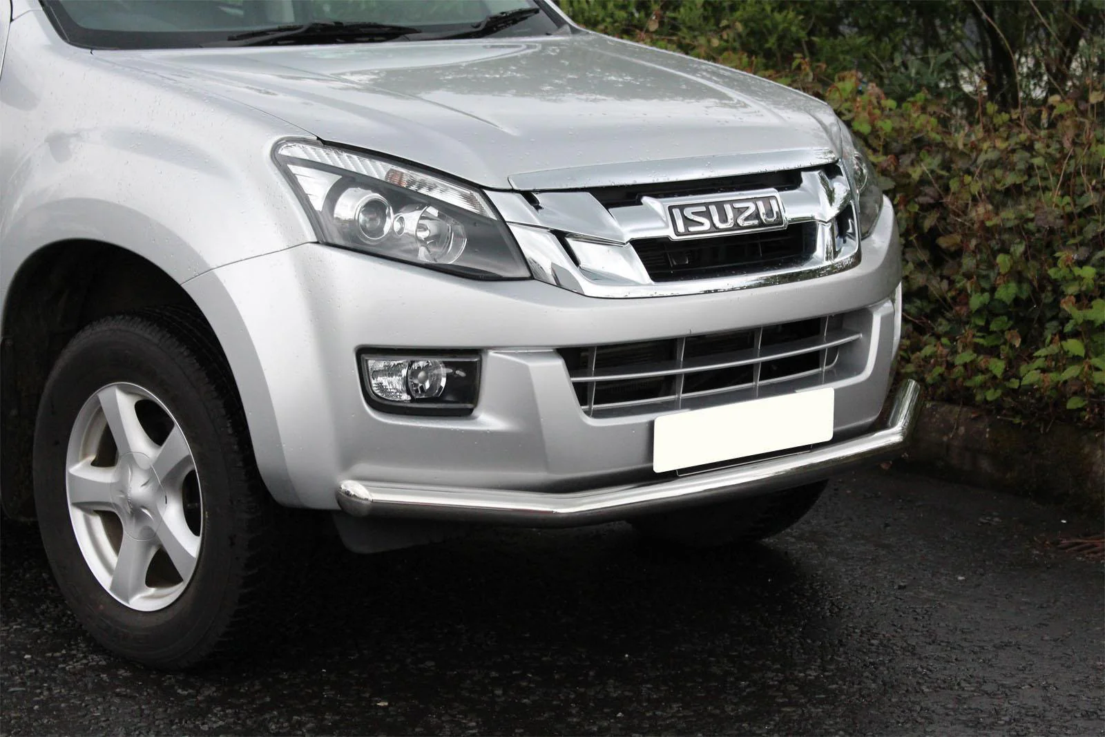 Single Deck Stainless Steel Spoiler Bar for Isuzu D-max 2012-2020 ...