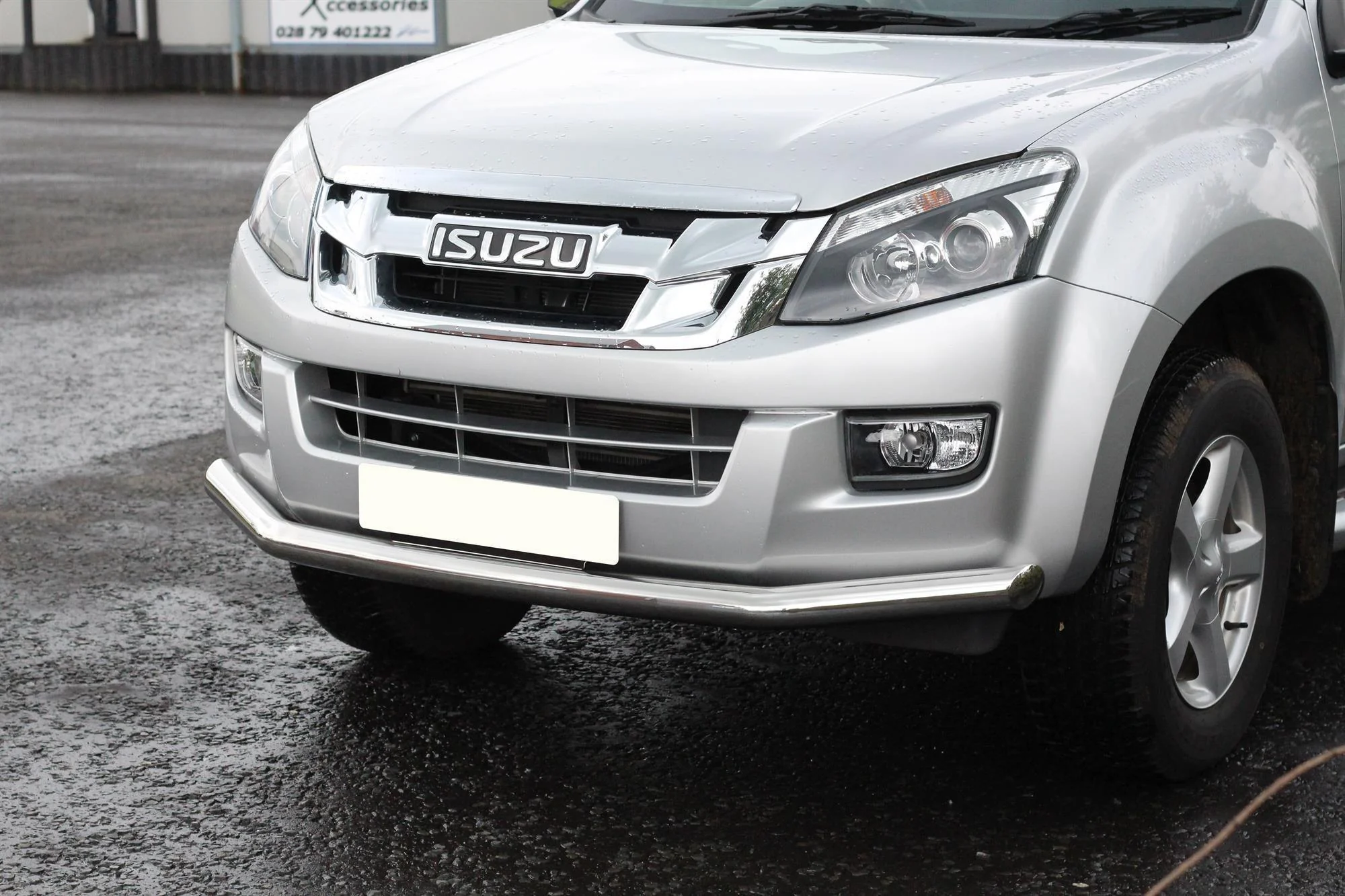 Single Deck Stainless Steel Spoiler Bar for Isuzu D-max 2012-2020 ...